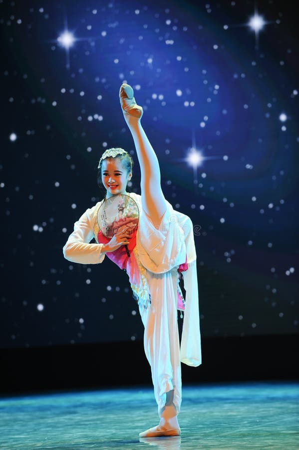 Circular Fan-classical Dancing Editorial Stock Photo - Image of college ...