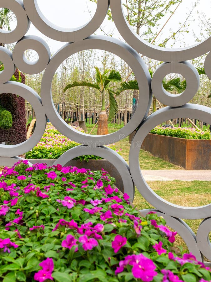 748 Flower Wheel Structure Stock Photos - Free & Royalty-Free Stock ...