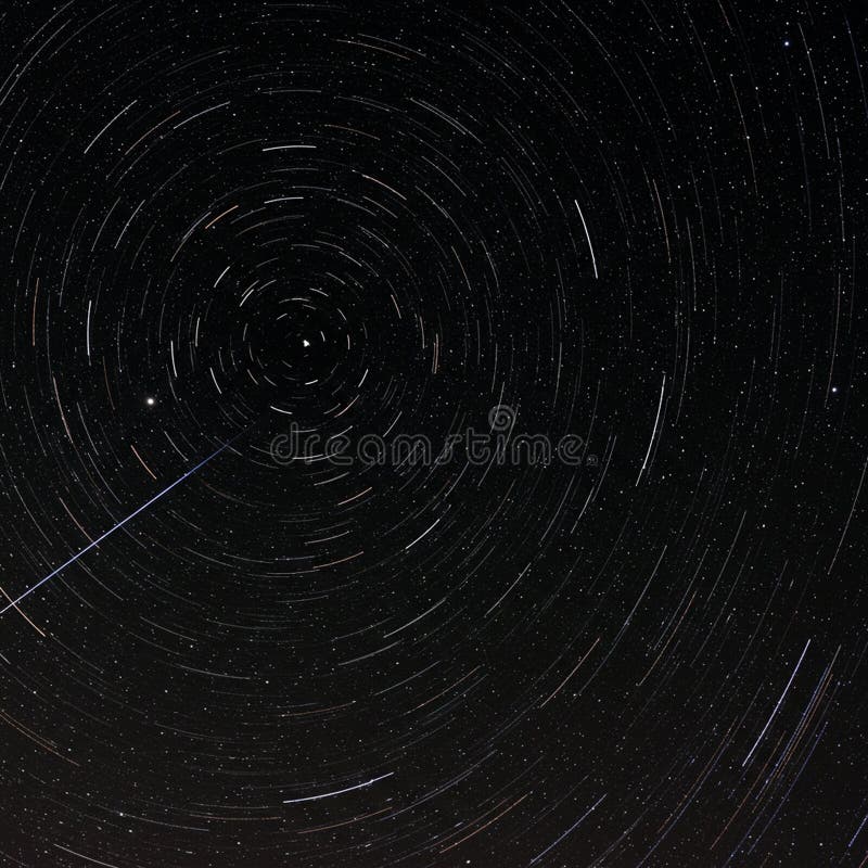 Circular Star Trails Create Concentric Patterns in the Night Sky ...