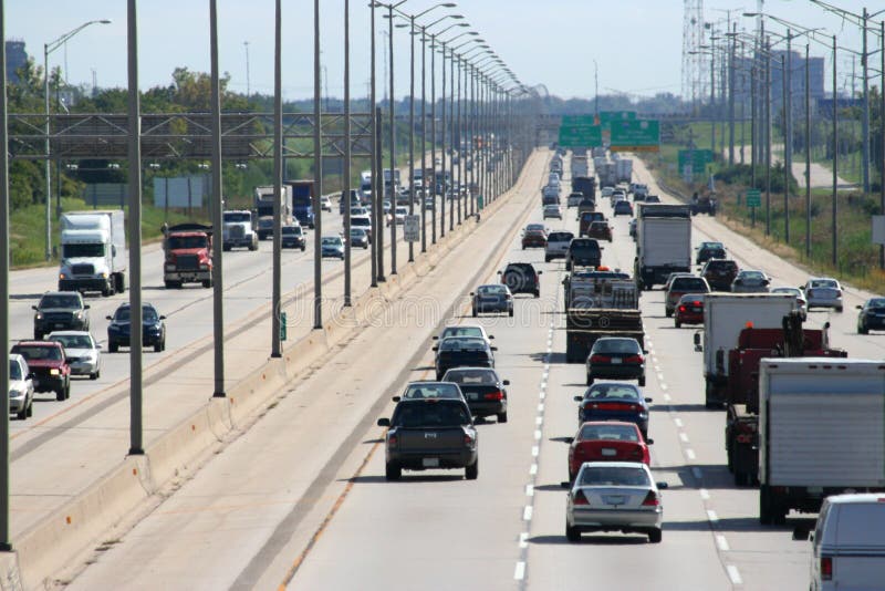 Circulation 1 D'autoroute Urbaine Image stock - Image du course ...