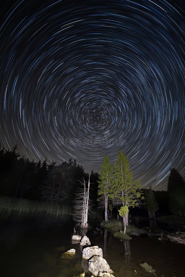 Circumpolar stock image. Image of stars, lake, nature - 71931623