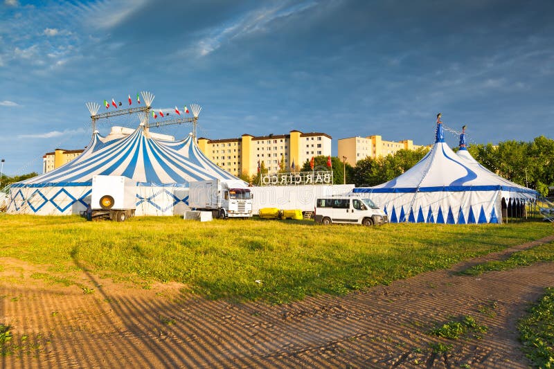 Circus. editorial photography. Image of martin, circus - 73047367