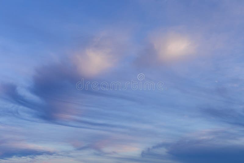 Cirri fotografia stock. Immagine di estate, paesaggio - 32185996