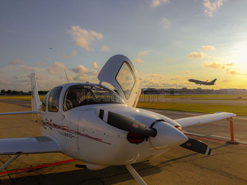 132 Private Jet Aircraft Ramp Stock Photos - Free & Royalty-Free Stock ...