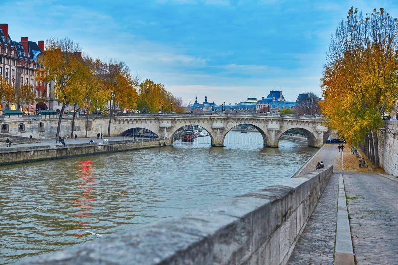 Cite Island on a Bright Fall Day in Paris Stock Image - Image of scenic ...