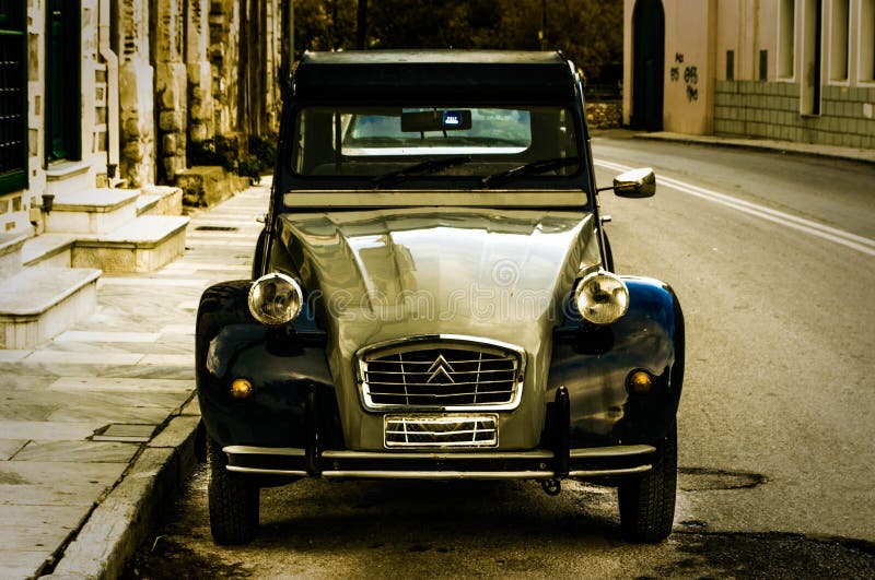 Citroen 2CV editorial stock image. Image of shot, front - 77733904