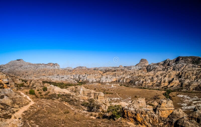 Parco Nazionale di Isalo immagine stock. Immagine di asciutto - 44578979