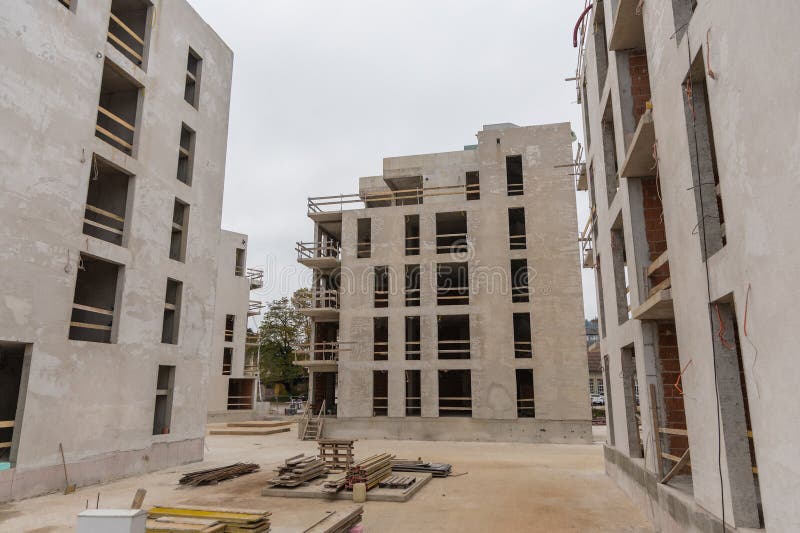 475 Under Construction Modern House Concrete Blocks Stock Photos - Free ...