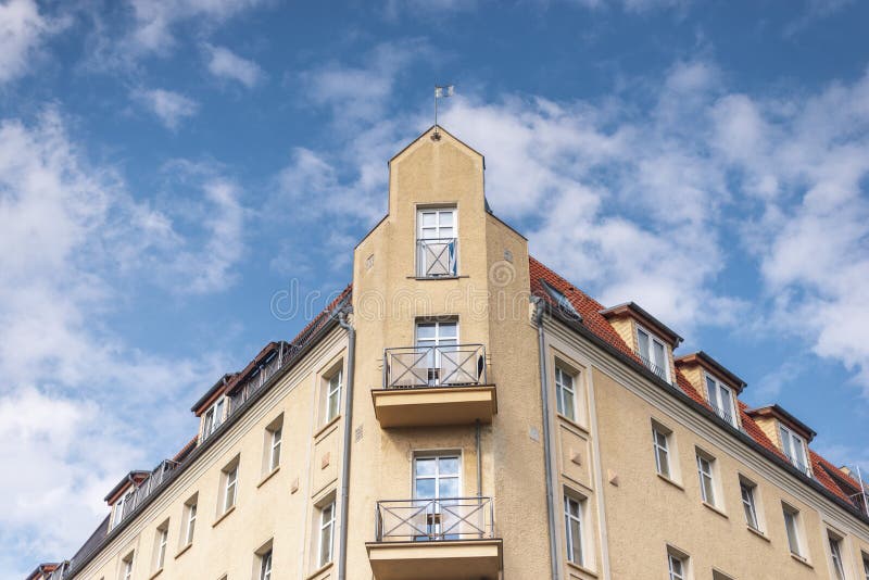 City building corner stock image. Image of contrast - 177844997