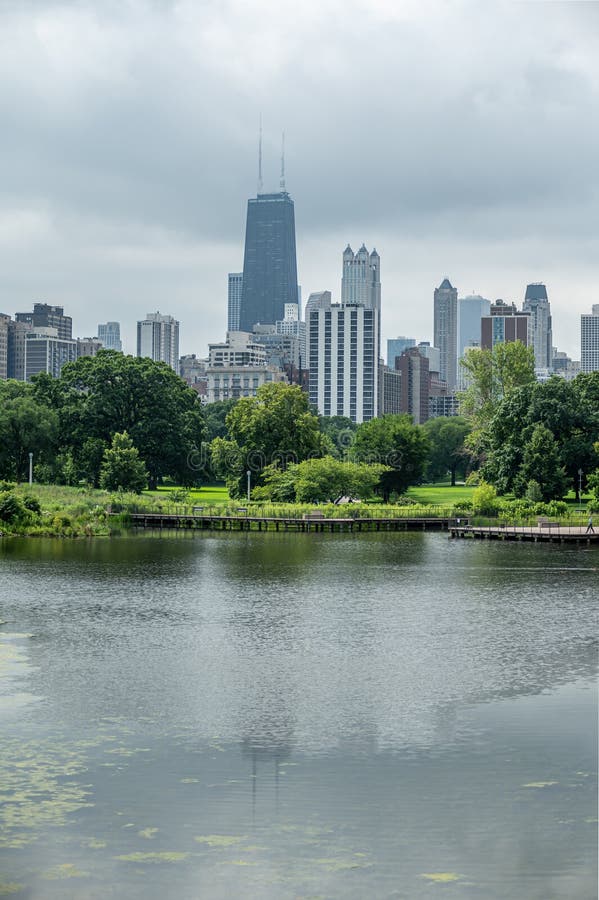 City of Chicago Skyline and Street Scenes Editorial Image - Image of ...