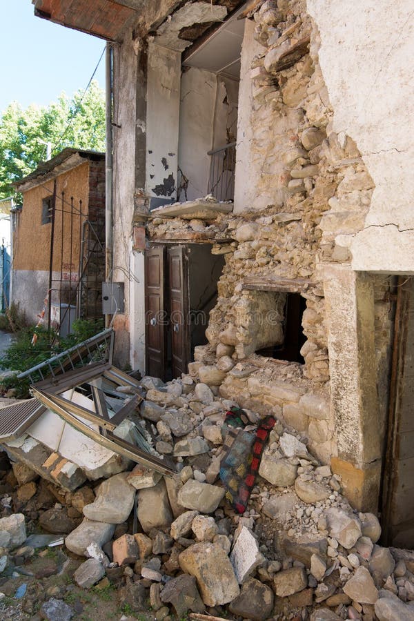 City Destroyed by an Earthquake Stock Photo - Image of building ...