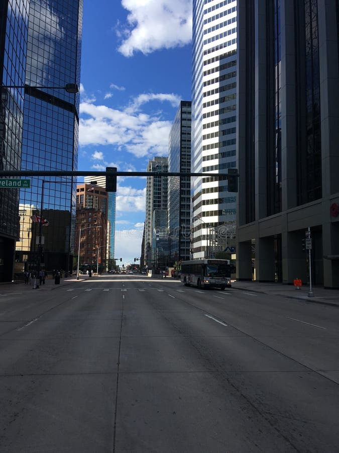A Ground Level View of Flinders Street Station Platform Editorial Photo ...
