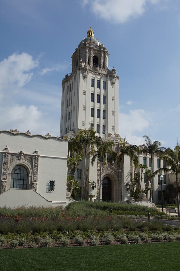 Beverly Hills City Hall stock image. Image of actress - 1151743
