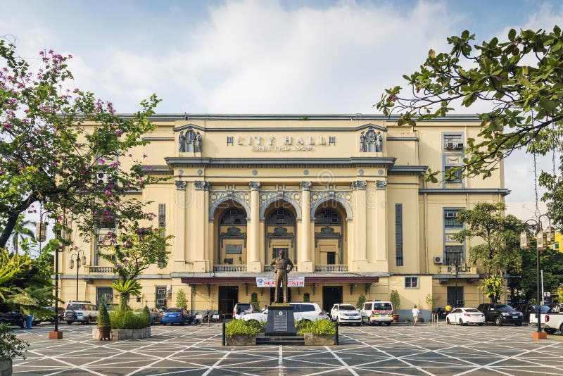 Manila Mayor Arsenio Lacson Statue in Front of Manila City Hall ...
