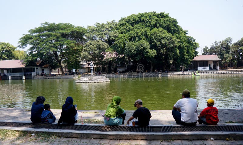 City park editorial photography. Image of holiday, central - 59657282