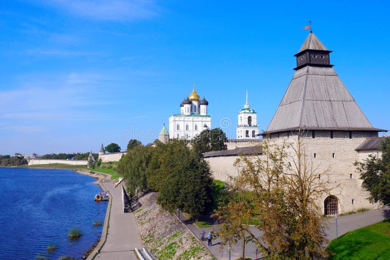 The City of Pskov. Architecture of the City of Pskov. the Architecture ...
