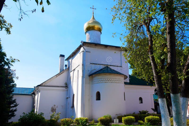 The City of Pskov. Architecture of the City of Pskov. the Architecture ...