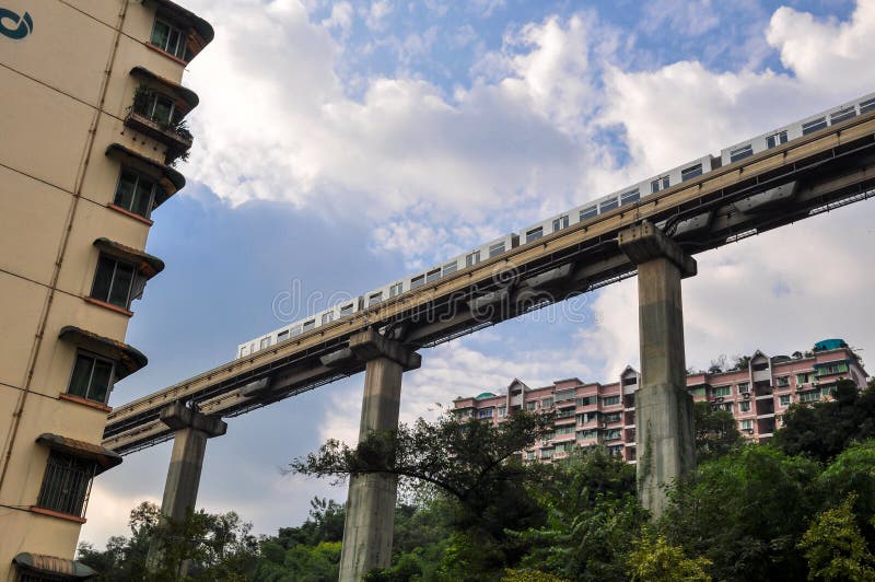 Train Under Collapsed 35W Bridge Stock Photo - Image of failure ...