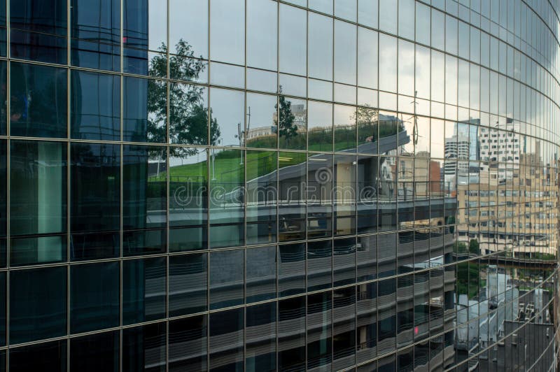 City Reflection in Skyscraper Stock Image - Image of clarity, buildings ...