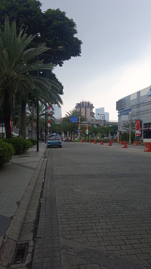 City Town Square Enjoy Road Editorial Photography - Image of town, road ...