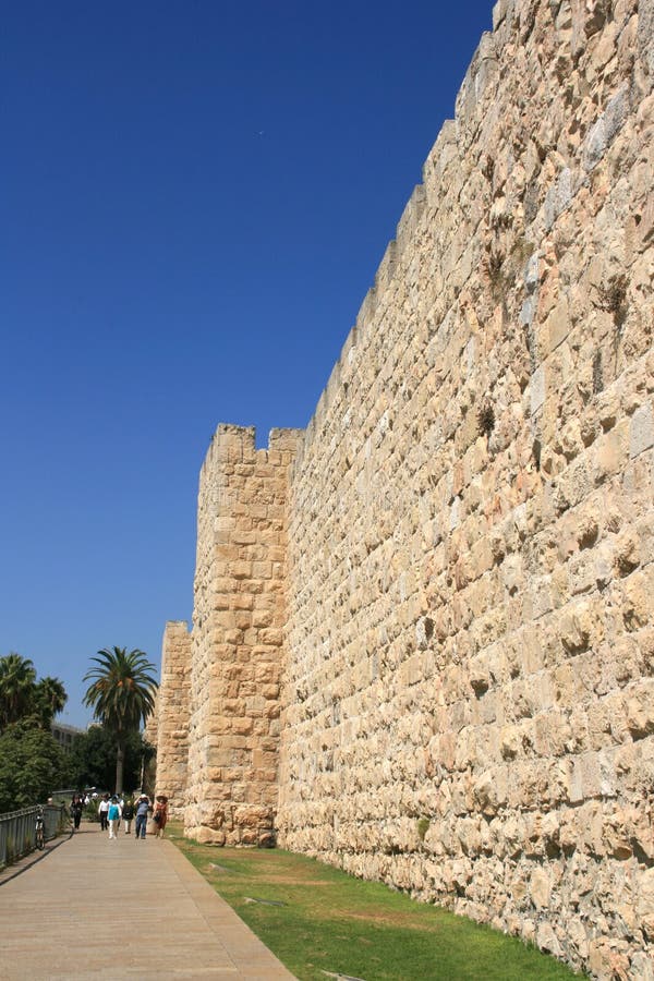 City wall of Old Jerusalem stock image. Image of jerusalem - 55428679