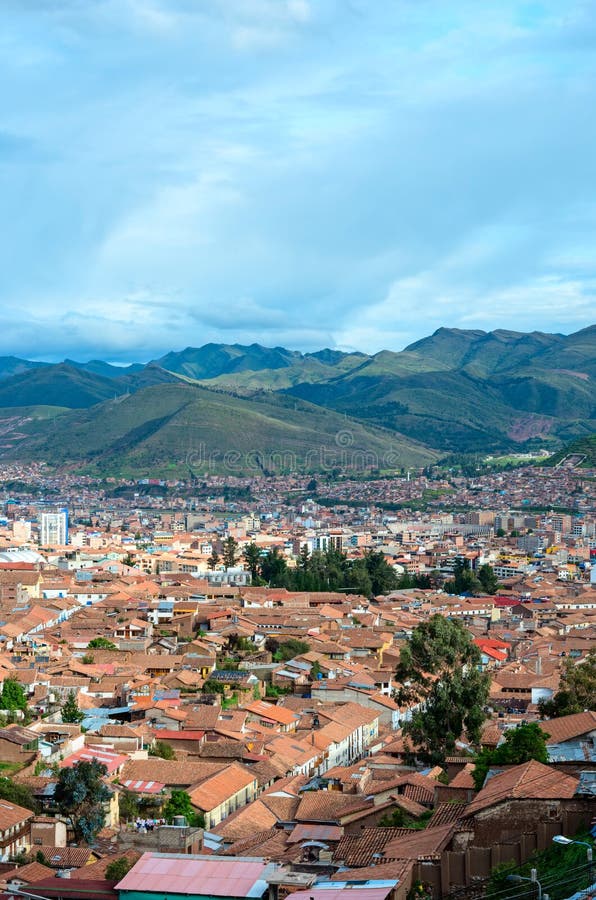 Cityscape Av Cusco, Peru, Med Klar Himmel Fotografering för Bildbyråer ...