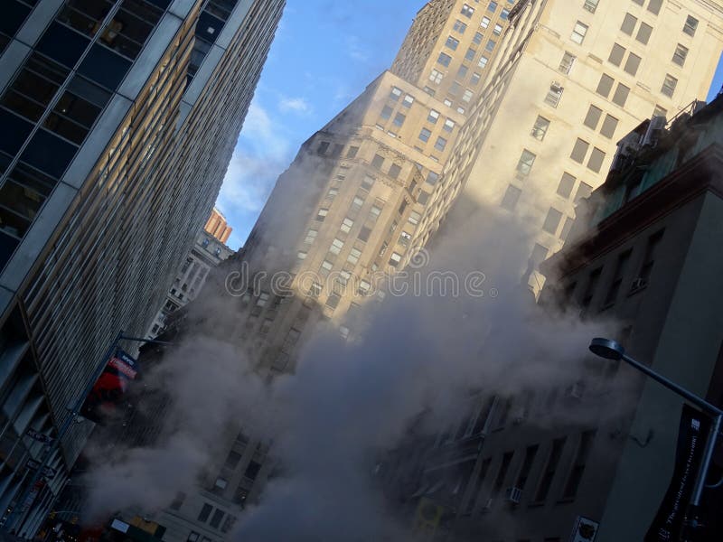 Cityscape of Manhattan with the Famous Steam Editorial Photo - Image of ...