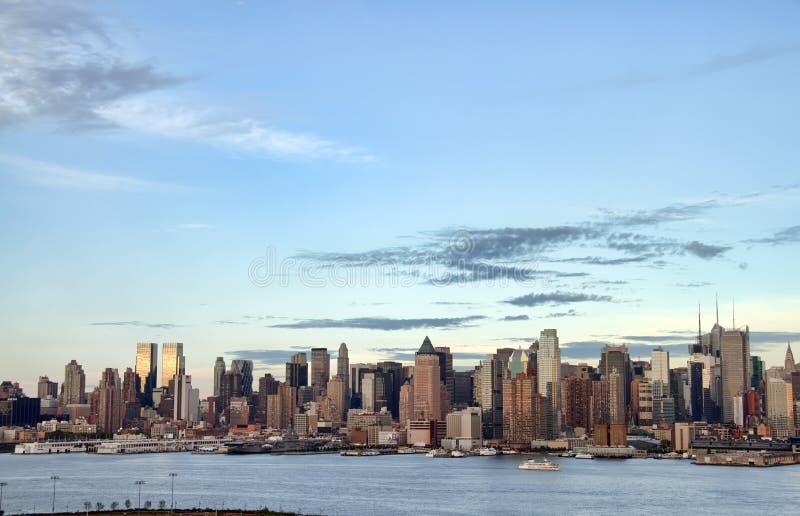 Cityscape Van New York Horizon, De V.S. Stock Afbeelding - Image of ...