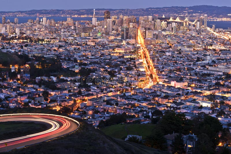 Cityscape Van San Francisco Bij Nacht Stock Afbeelding - Image of ...
