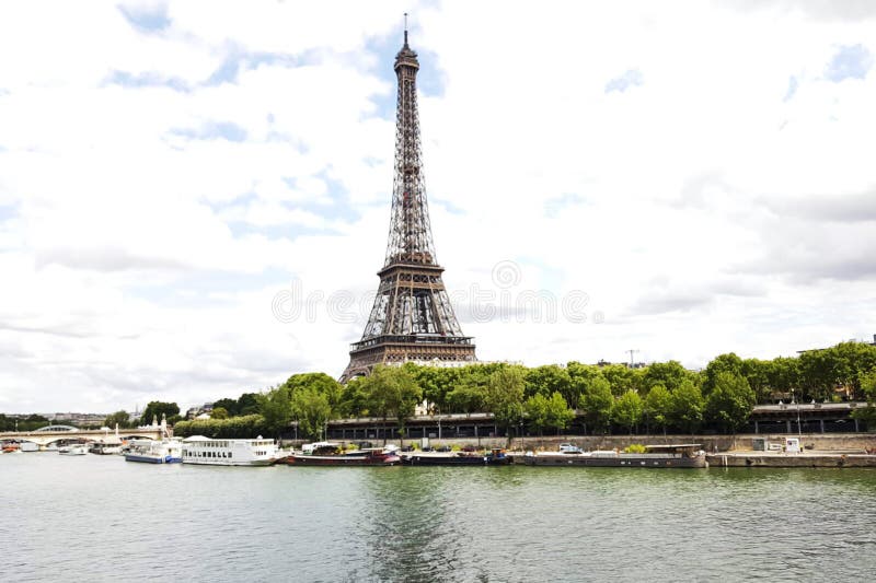 Eiffel Tower in Paris. stock image. Image of europa - 132123577