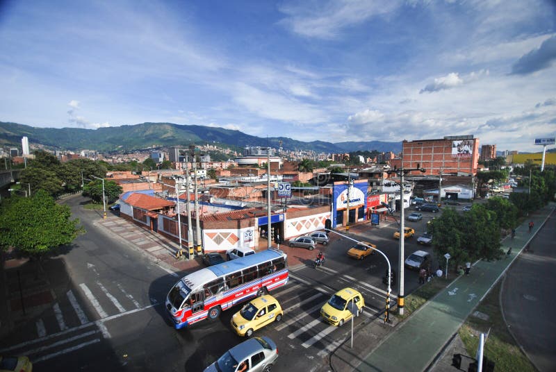 Ciudad Colombiana De Medellin Imagen de archivo editorial - Imagen de ...