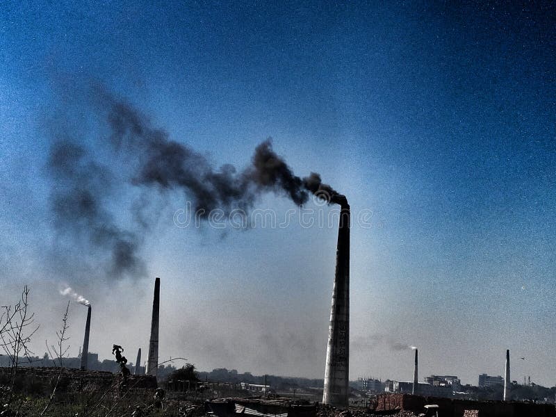 Ciudad contaminada foto de archivo. Imagen de contaminada - 615874