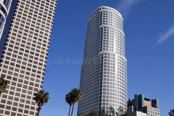 Ciudad Céntrica De Los Edificios De Los Ángeles Imagen de archivo - Imagen de cubierta, edificio ...