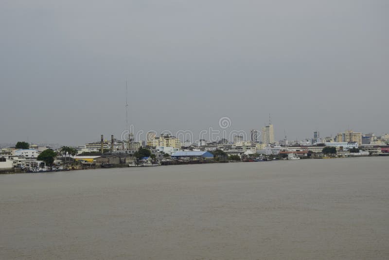 Ciudad De Guayaquil En Ecuador Imagen de archivo - Imagen de aéreo ...
