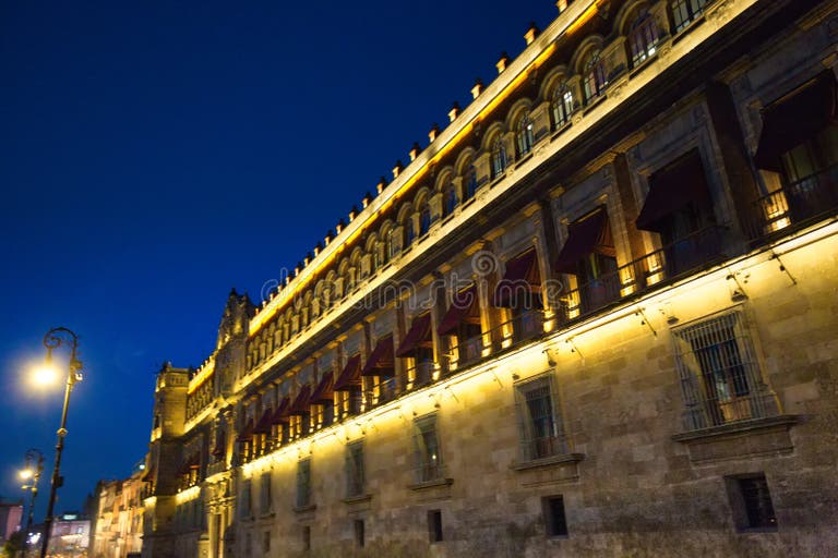 Ciudad De México Zocalo Edificio Del Palacio Nacional Foto de archivo - Imagen de méxico ...