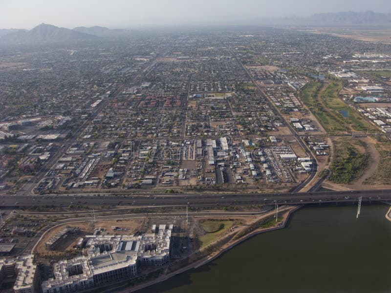 Ciudad de Phoenix, AZ foto de archivo. Imagen de comercial - 7616648