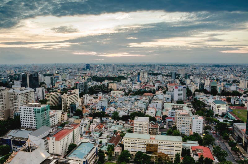 Ho Chi Minh City En La Tarde Imagen de archivo editorial - Imagen de ...