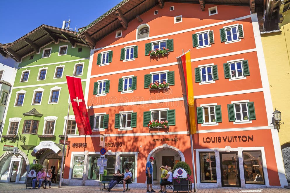 Ciudad Medieval De Kitzbuhel, El Tirol Fotografía editorial - Imagen de ...