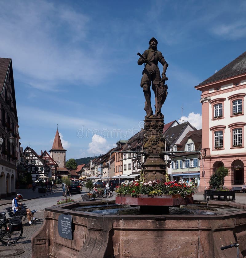 Ciudad Medieval En Alemania Imagen editorial - Imagen de agua, ciudad ...