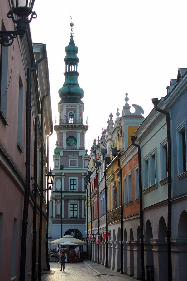 Ciudad Vieja En Zamosc, Polonia Fotografía editorial - Imagen de ... Ciudad Vieja En Zamosc, Polonia Fotografía editorial - Imagen de ...