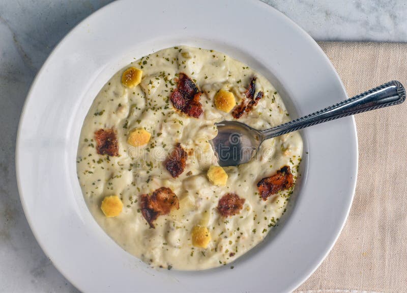 Chowder Top with Bacon, Parsley and Crackers Stock Photo - Image of ...