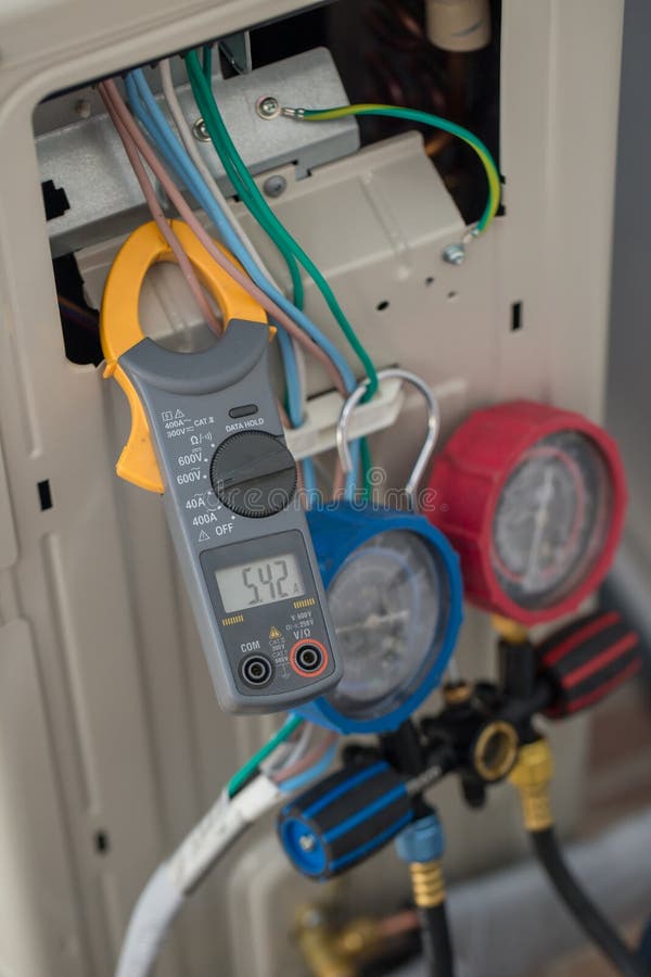 Clamp Amp Meter, Electrician Use Clamp Amp Meter for Check or ...