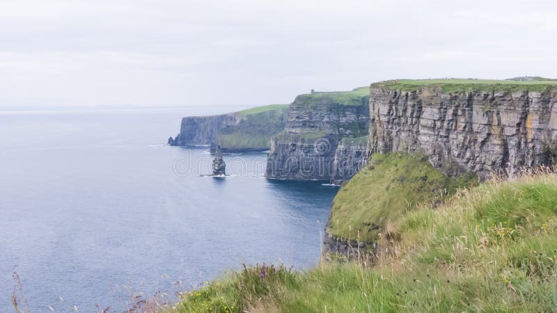 Clare cliffs of Moher stock image. Image of cloud, view - 43163417