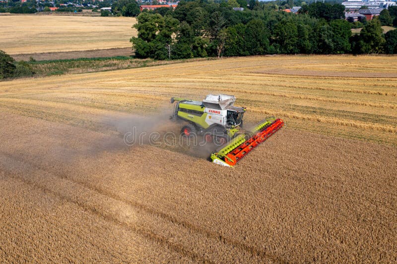 Class 8900 Harvester Combine Working in the Fields Editorial ...