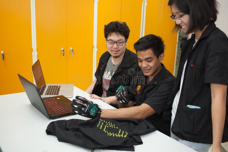 A Class of High School Students Study Electronics and Robotics ...