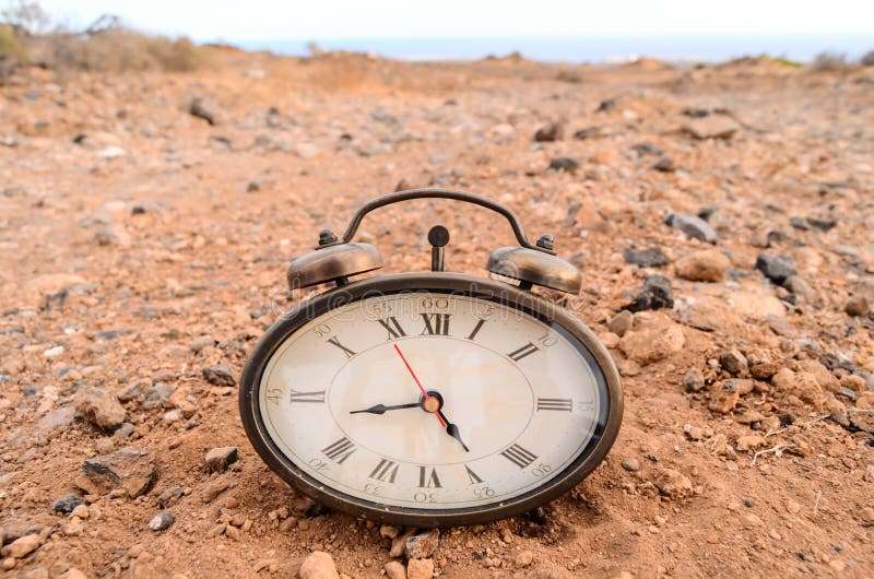 Old Clock Sand Stock Images - Download 4,650 Royalty Free Photos