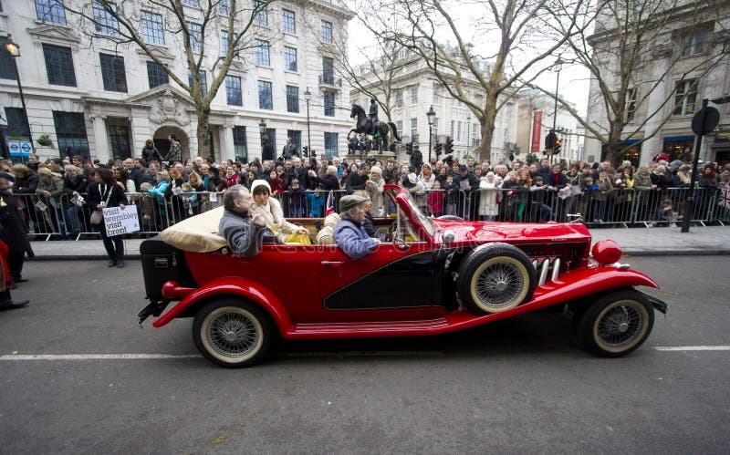 Classic Car at London Parade Editorial Photo - Image of people ...