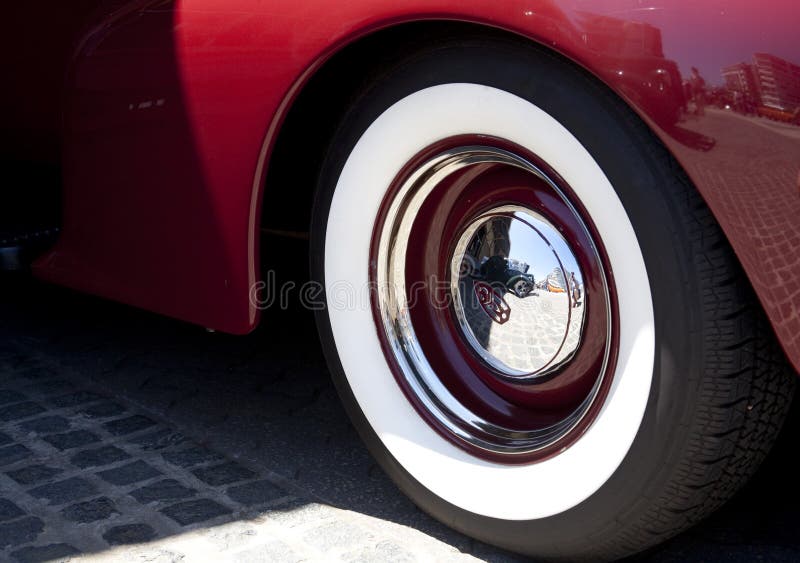 Classic car wheel stock photo. Image of headlight, restored - 35587920