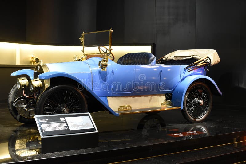 Classic Cars Editorial Stock Image Image Of Wellknown 174729959