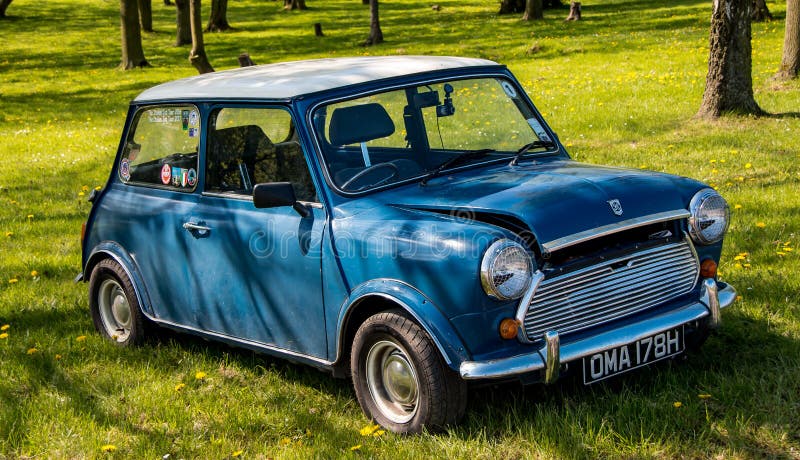 Classic Mini editorial image. Image of transport, mini - 119788785